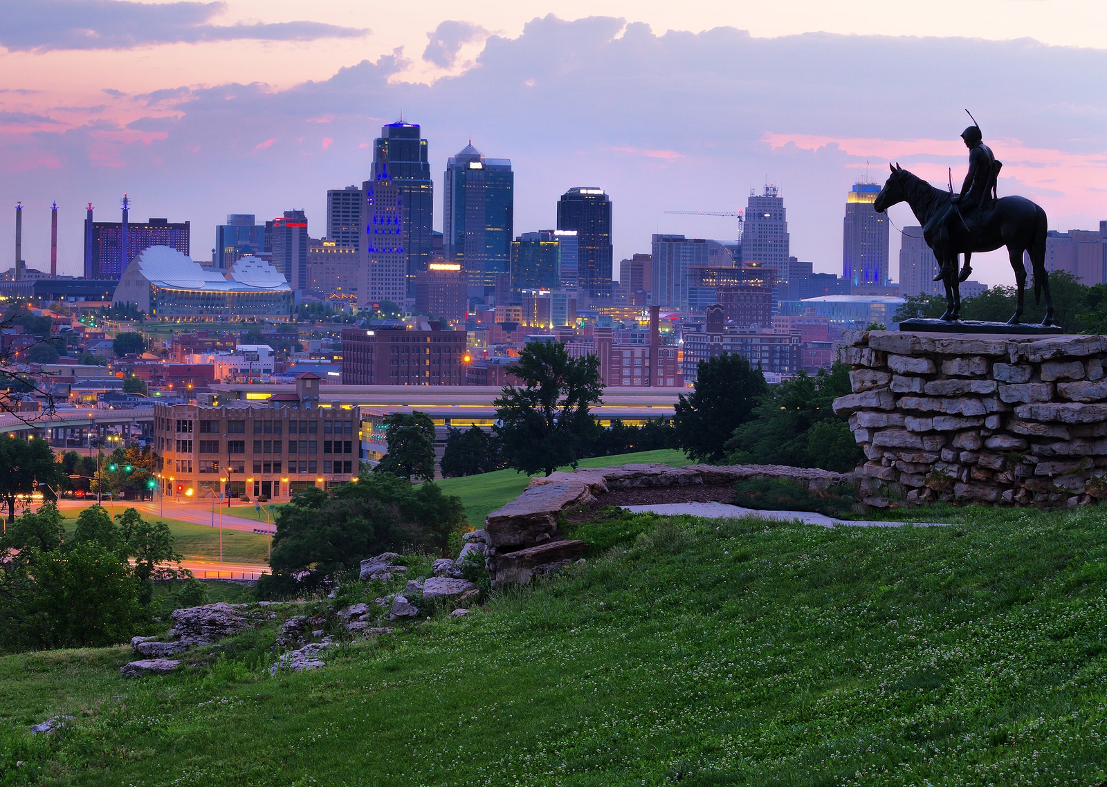 10 Fun & Unique Things to do in Kansas City This Summer